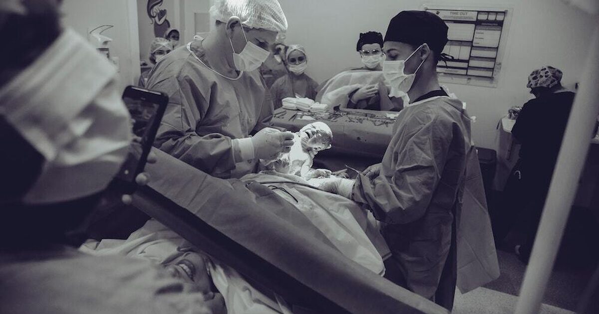 Nuchal Cords (Umbilical Cord Around the Neck): The Perfect Scapegoat | Our Bodies Ourselves